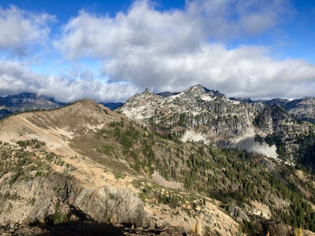 Paddy-Go-Easy/Sherpani/Granite Traverse (WA) | Fastest Known Time